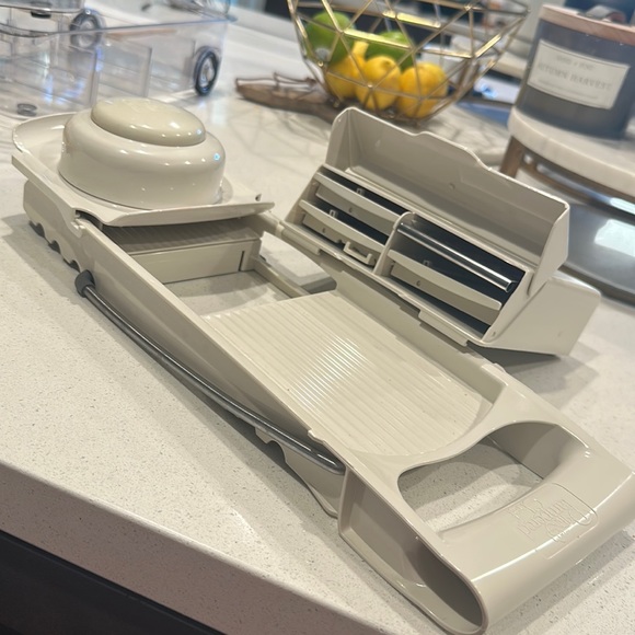 Pampered Chef | Kitchen | Pampered Chef Ultimate Slice And Grate | Poshmark